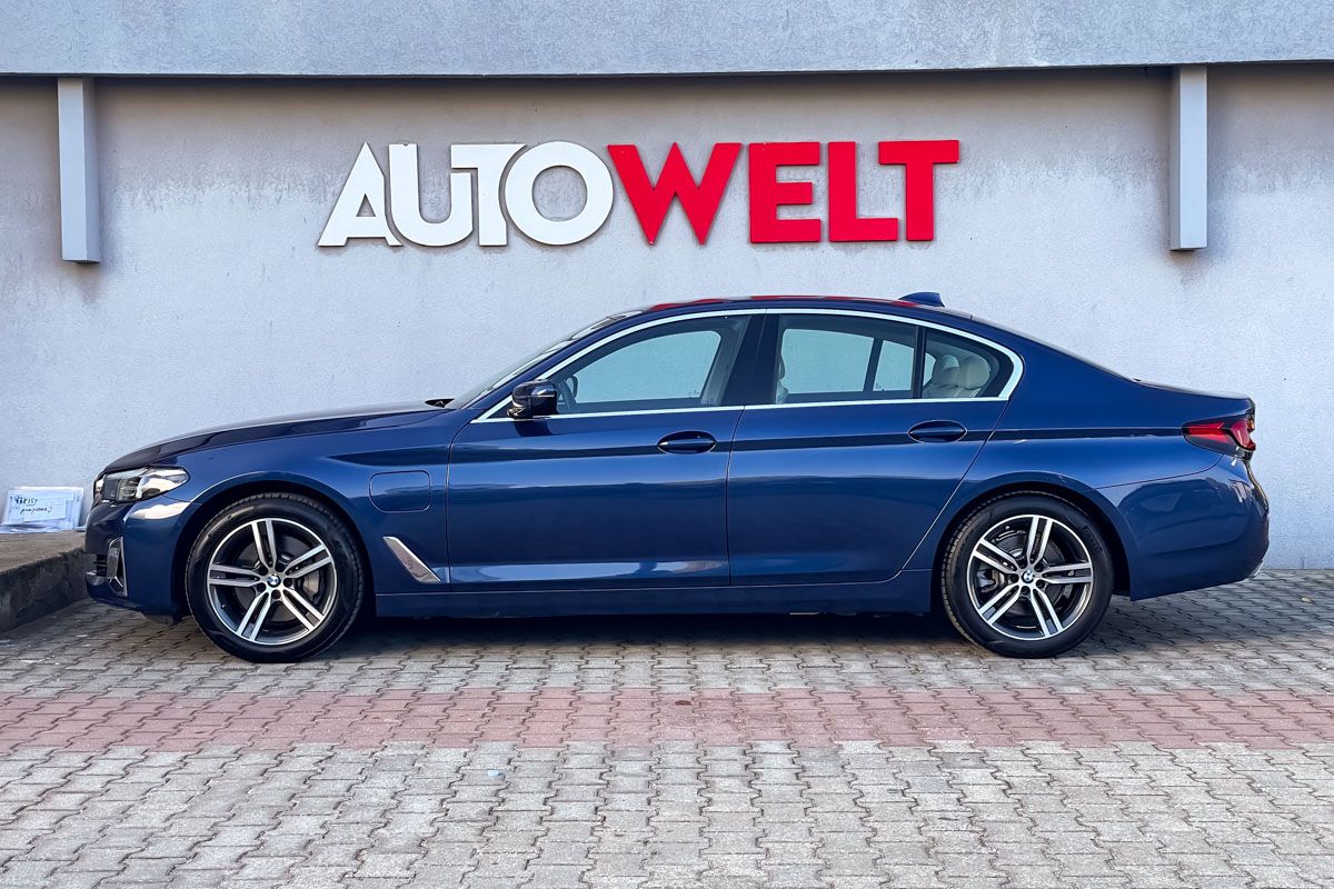 Redirecting to https://autowelt.mk